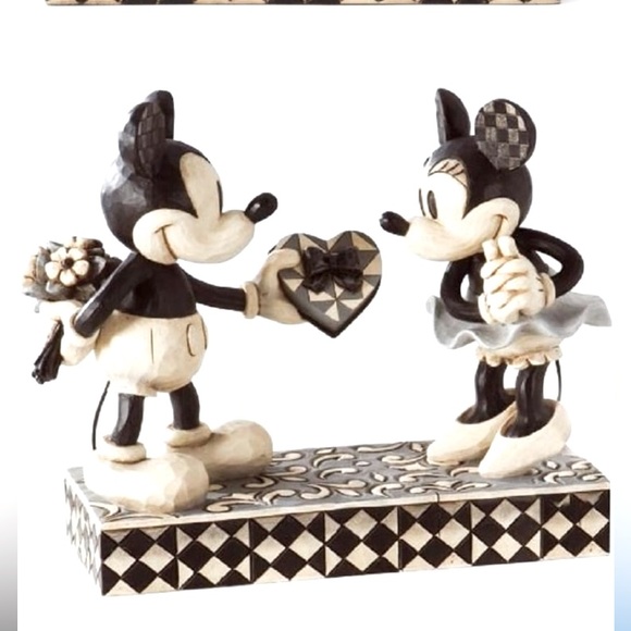 Disney | Art | Jim Shore Black Real Sweetheart Minnie Mouse Nwb | Poshmark